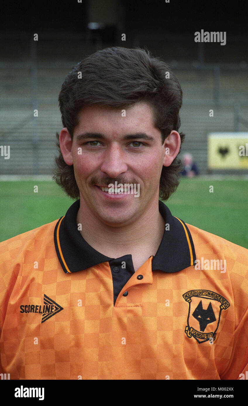 Wolverhampton Wanderers Football Club team portraits 8/8/90 Andy ...
