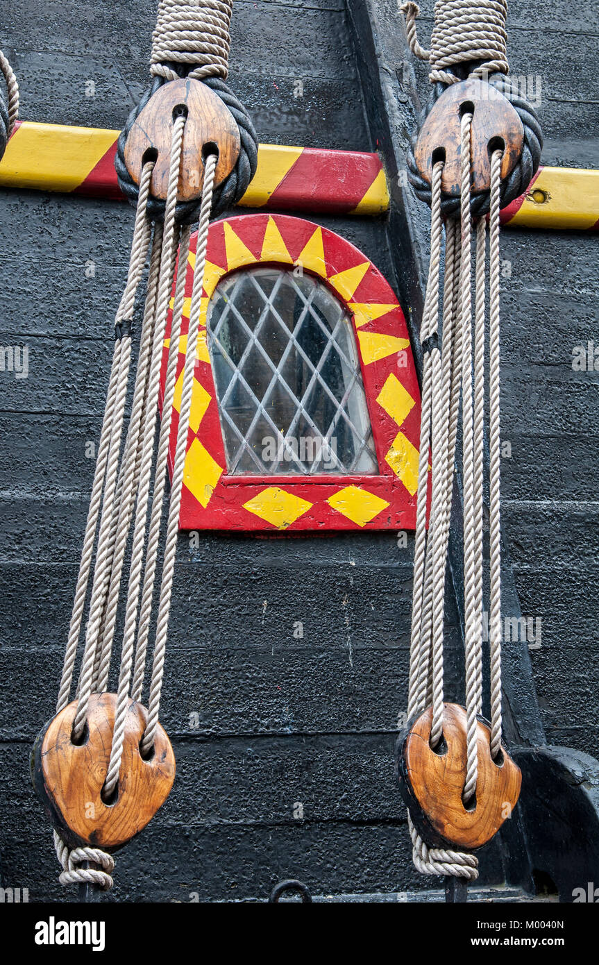 Deadeyes hi-res stock photography and images - Alamy