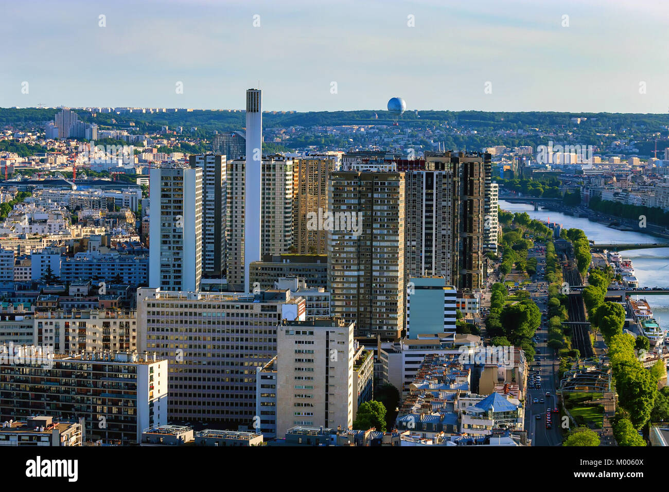 Panoramas of cities hi-res stock photography and images - Alamy