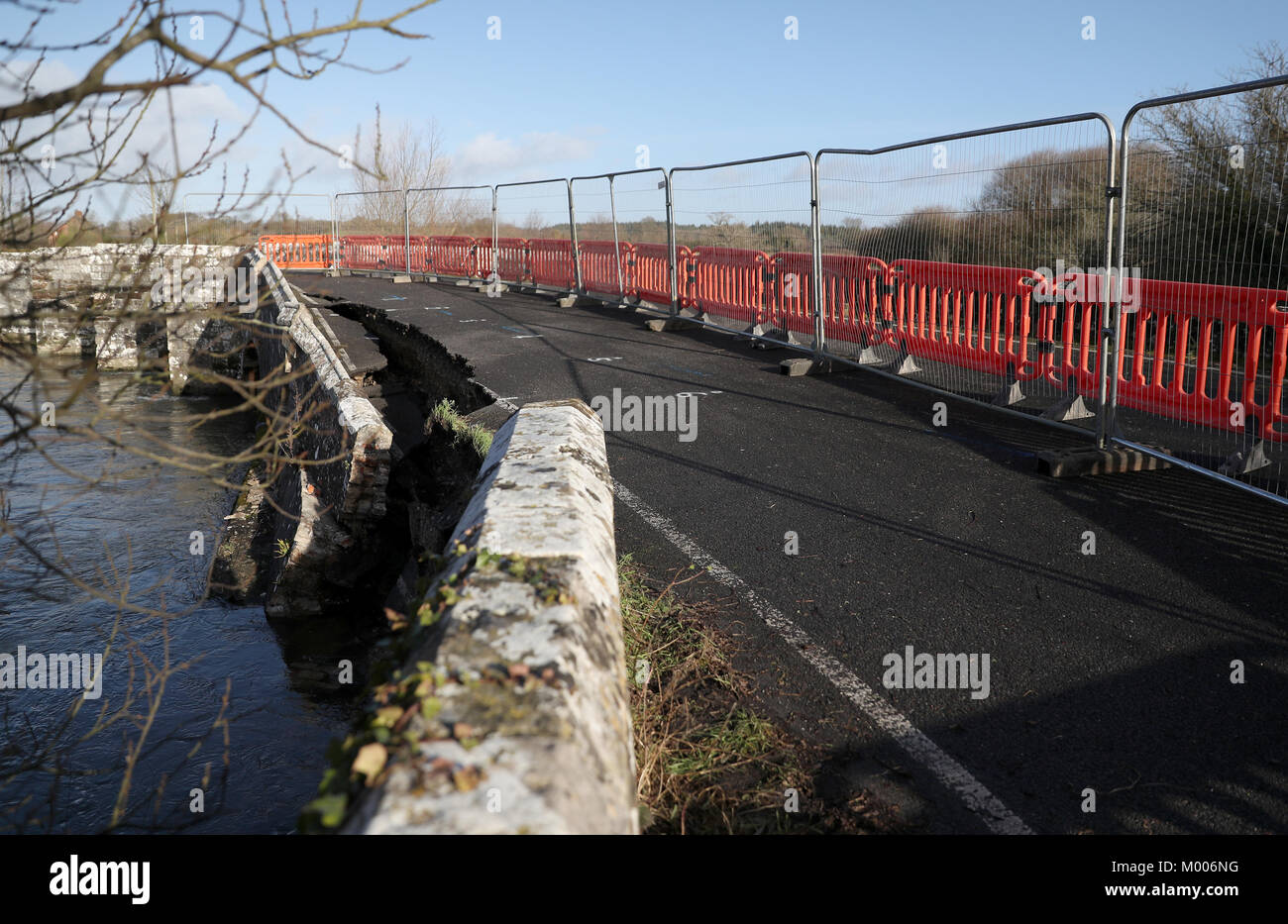 Partially collapsed old bridge hi-res stock photography and images - Alamy