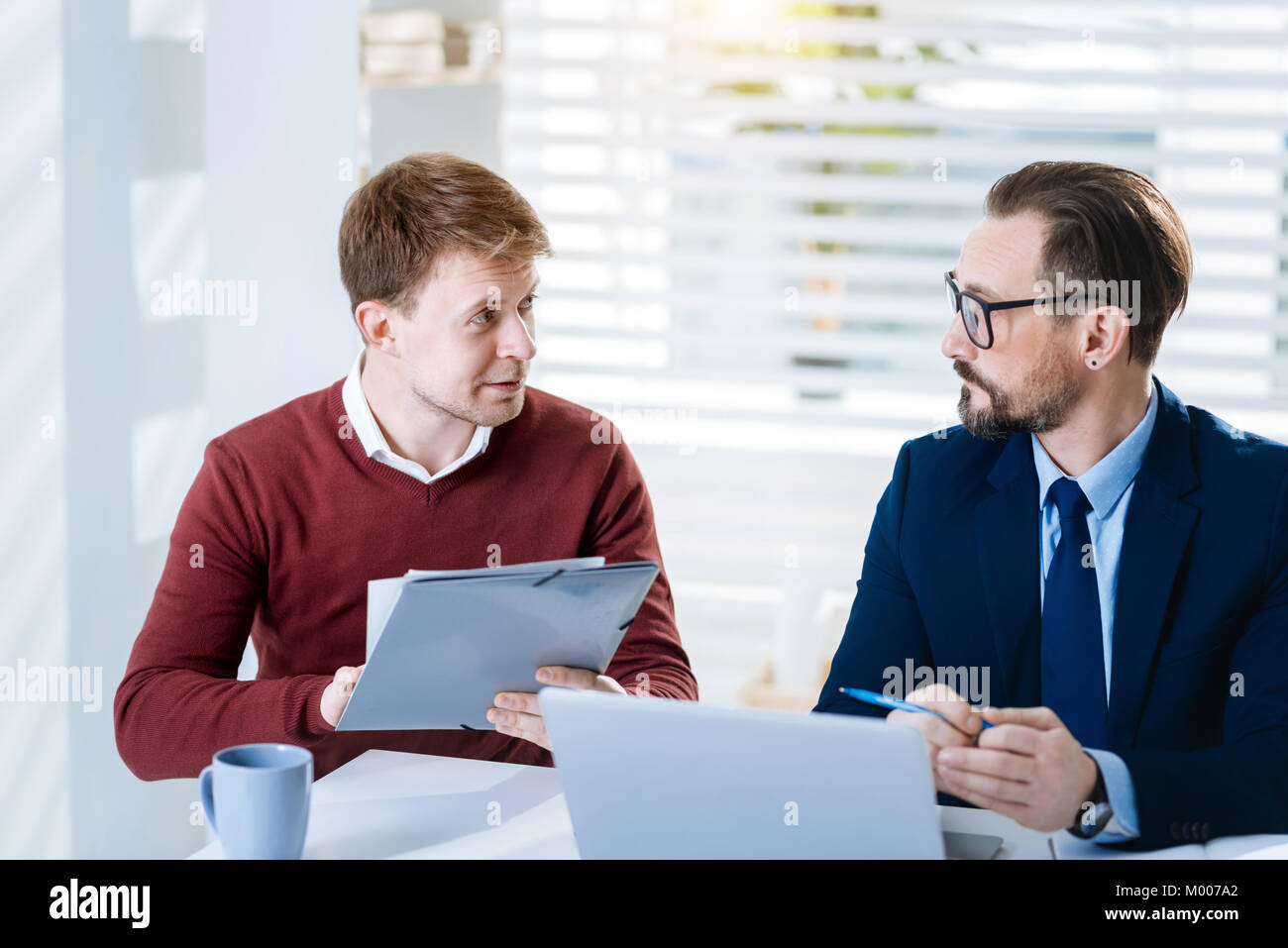 Focused collaboration hi-res stock photography and images - Alamy