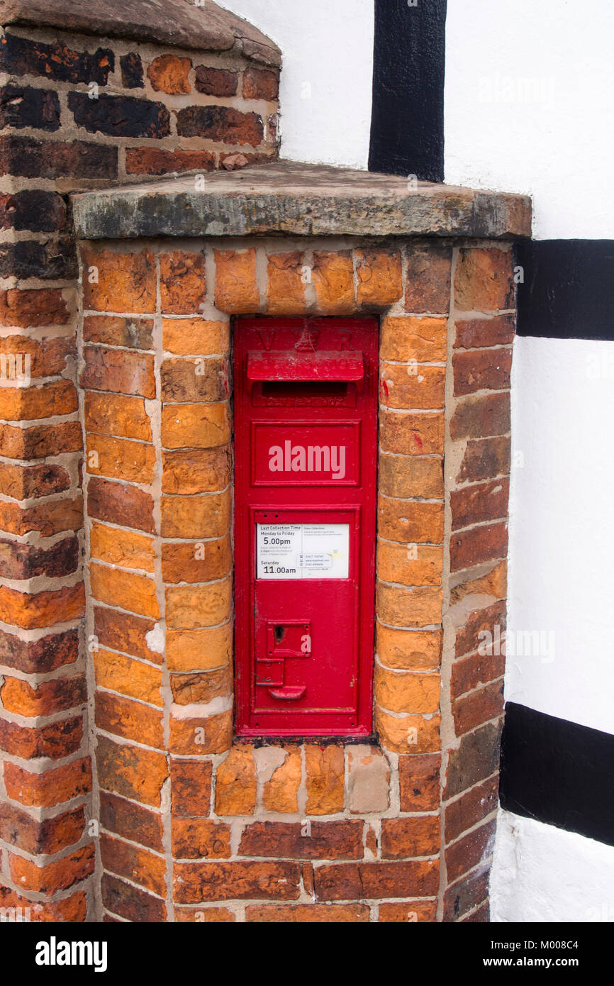 A Victorian post box in Cheshire, UK Stock Photo - Alamy