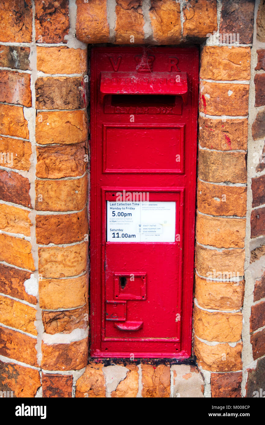 A Victorian post box in Cheshire, UK Stock Photo - Alamy