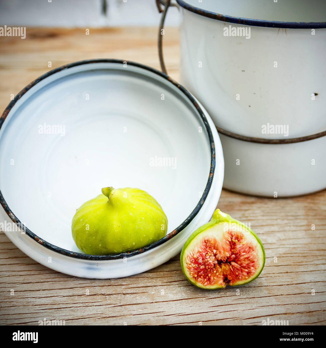 Vintage fig still life Stock Photo - Alamy