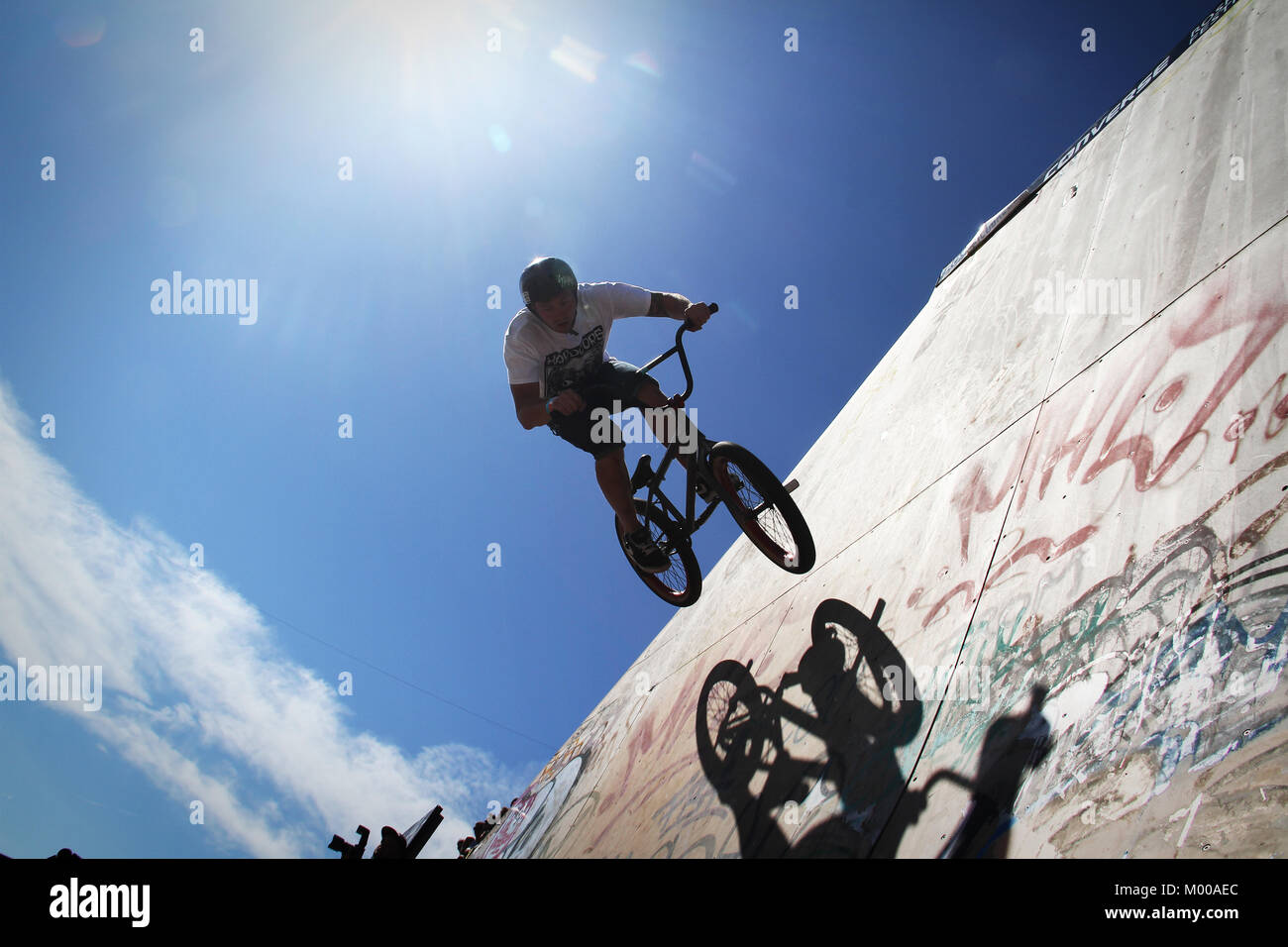 Air tricks bmx hi-res stock photography and images - Alamy