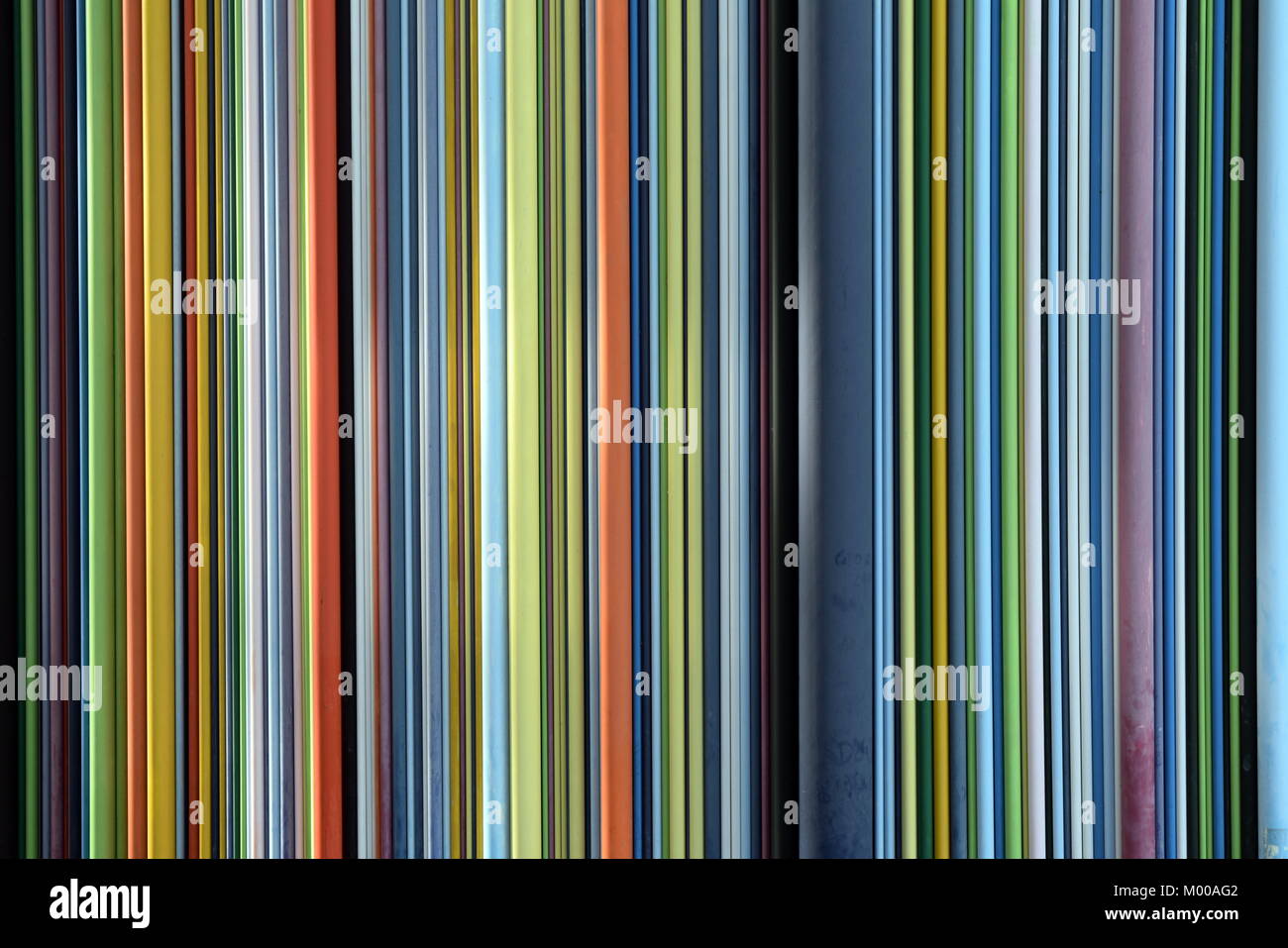 Vertical and horizontal lines hi-res stock photography and images - Alamy