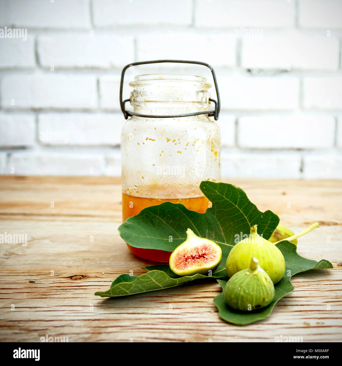 Vintage fig still life Stock Photo - Alamy