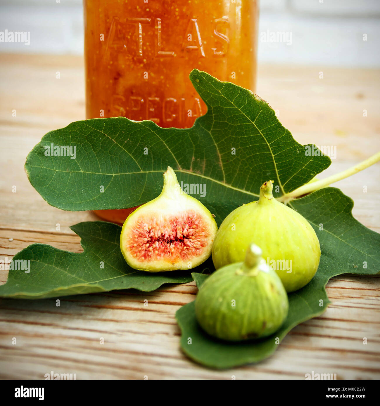 Vintage fig still life Stock Photo - Alamy