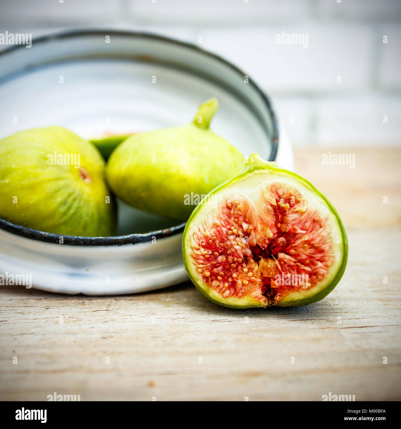 Vintage fig still life Stock Photo - Alamy