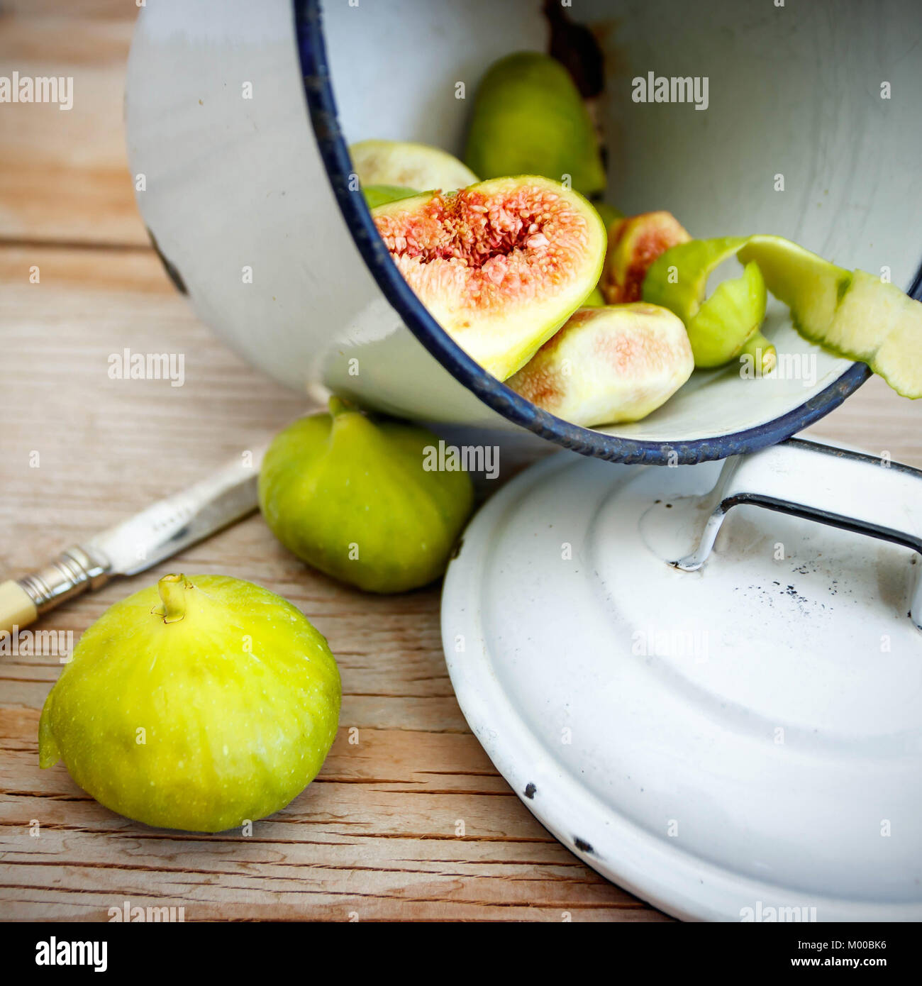 Vintage fig still life Stock Photo - Alamy