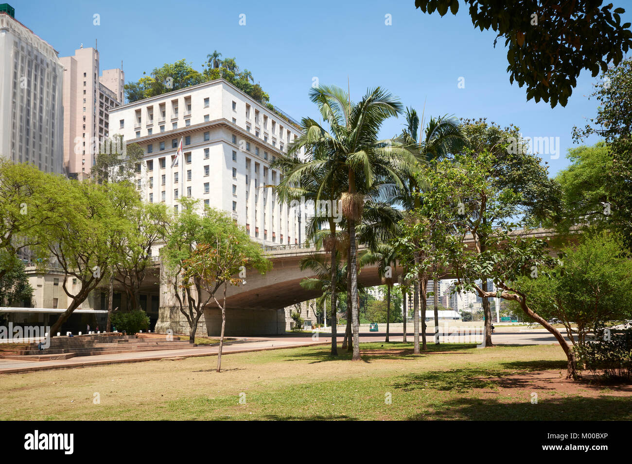 Anhangabau valley hi-res stock photography and images - Alamy