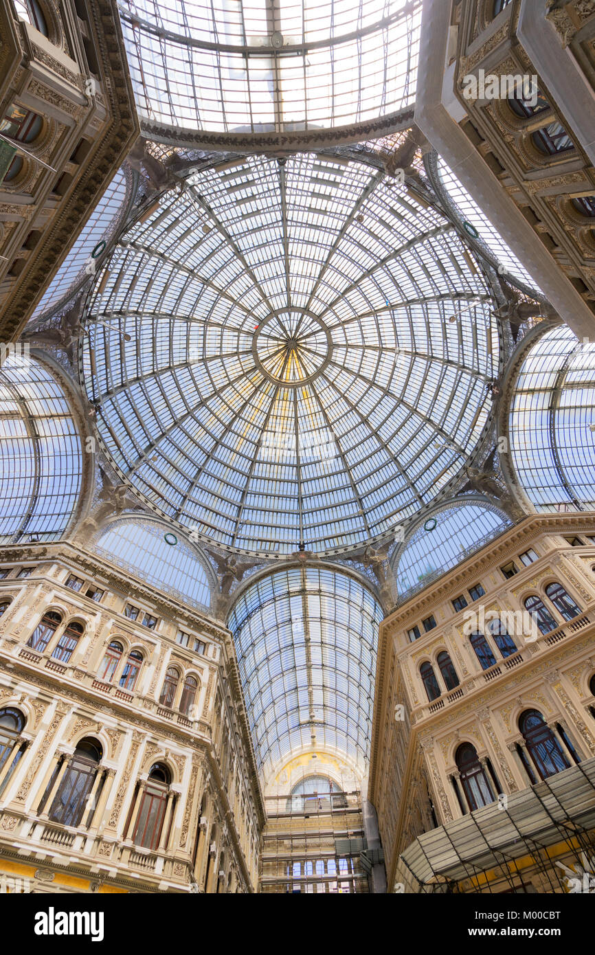 Glass roofed street hi-res stock photography and images - Alamy