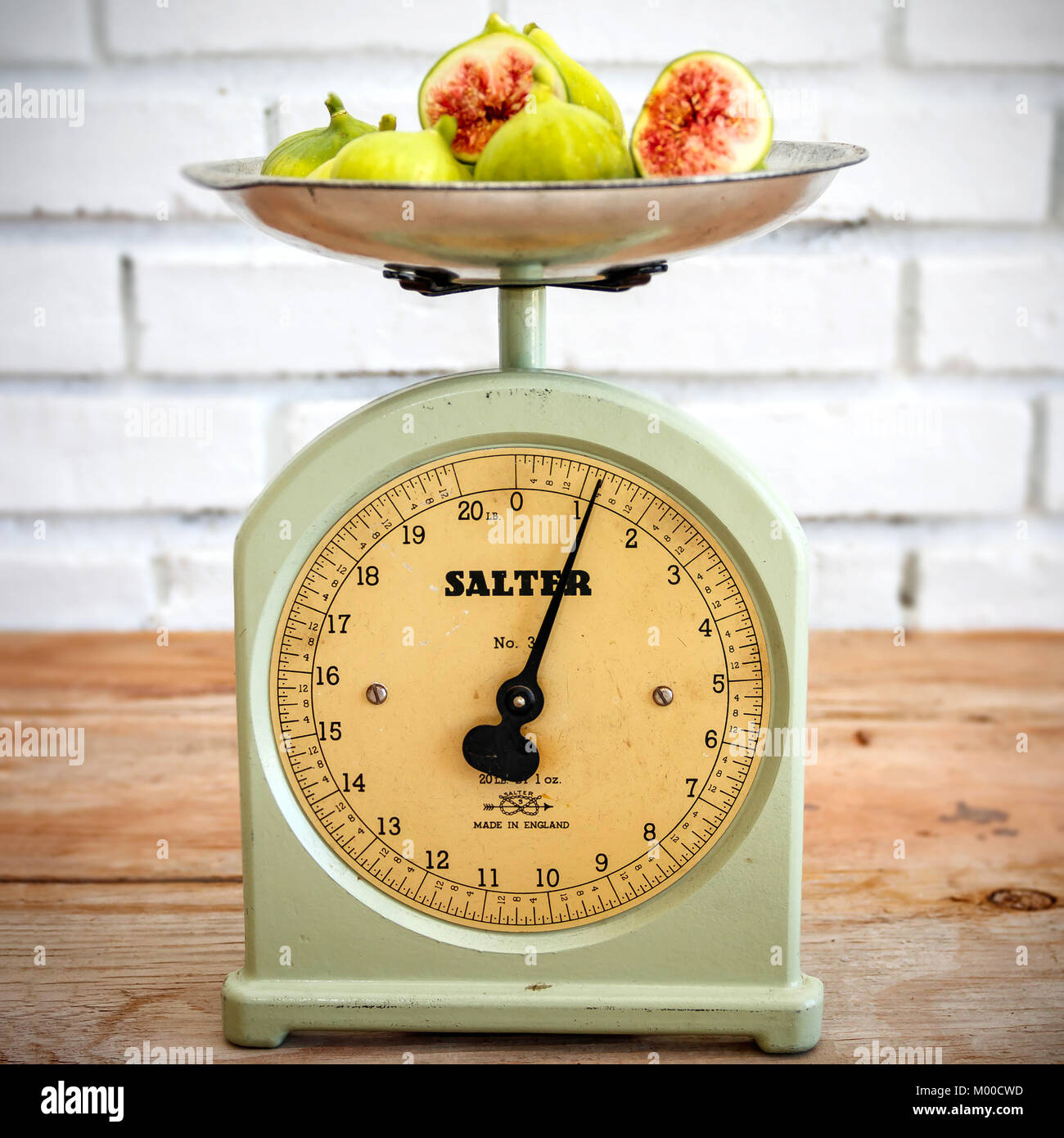 Vintage fig still life Stock Photo - Alamy
