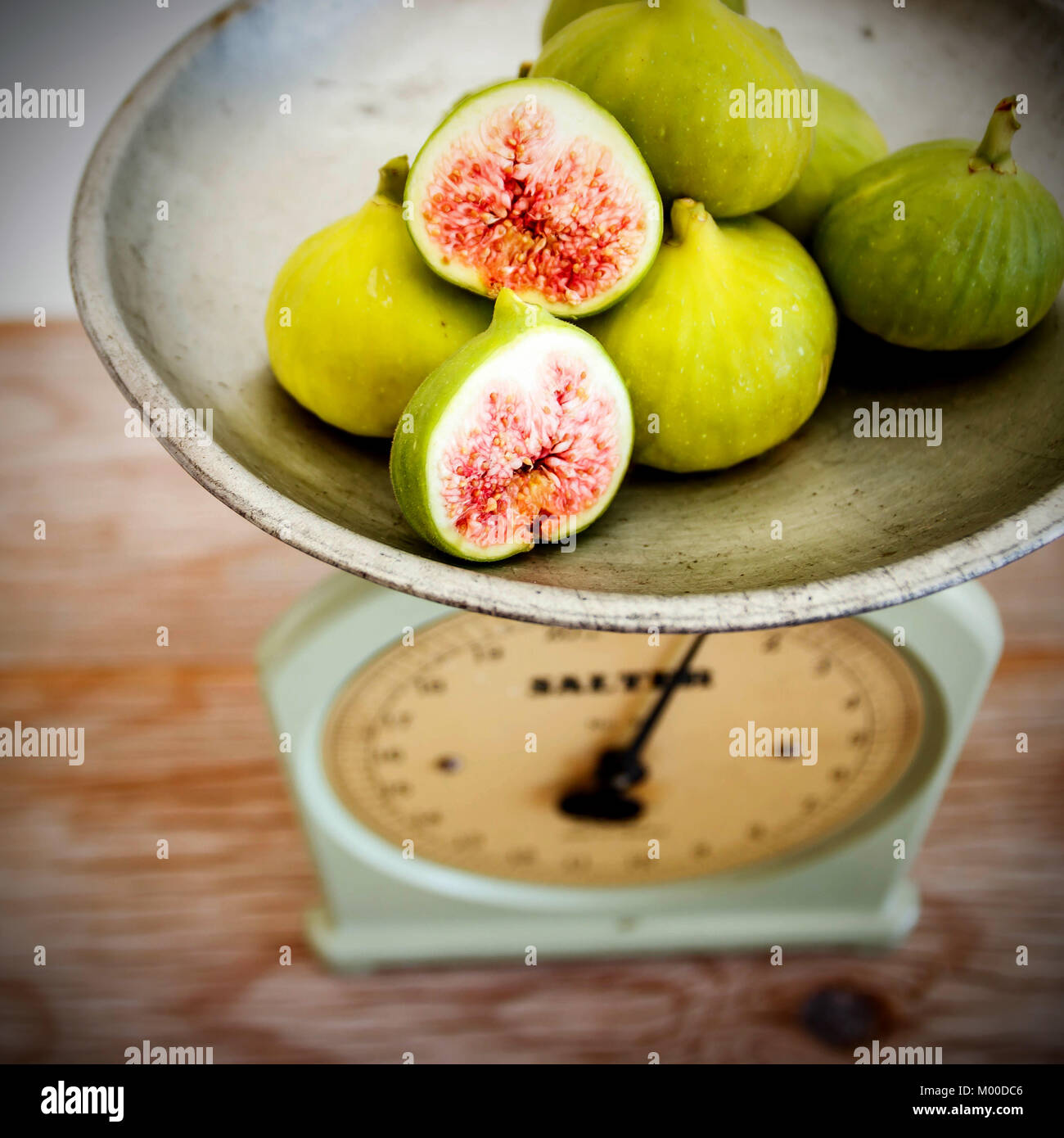 Vintage fig still life Stock Photo - Alamy