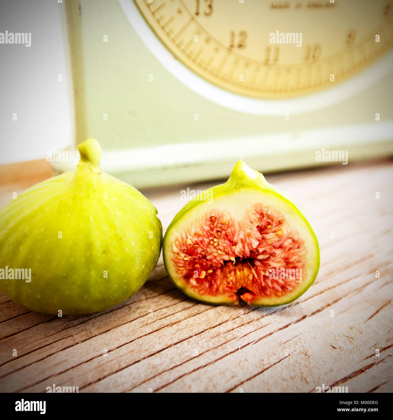 Vintage fig still life Stock Photo - Alamy