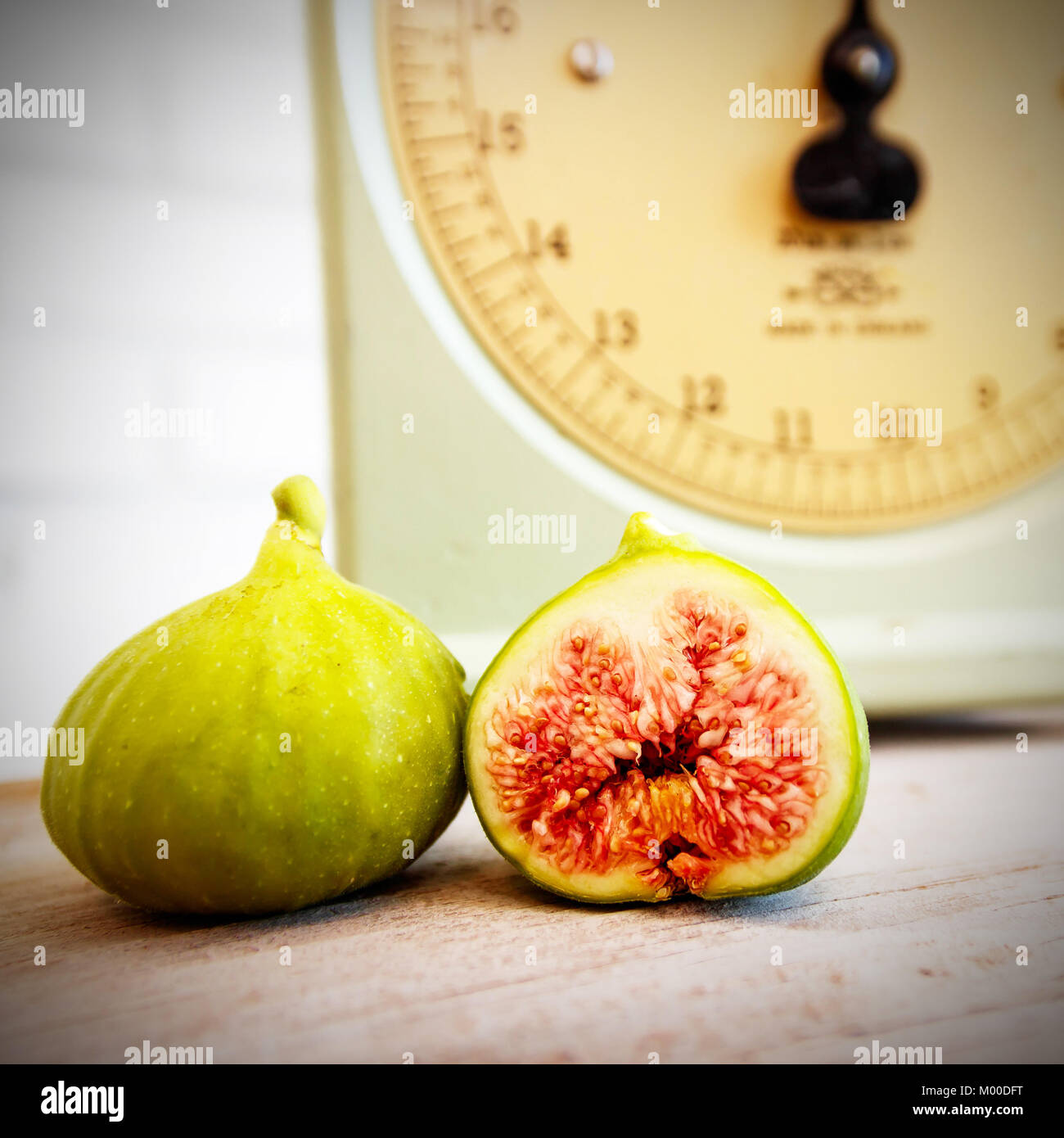 Vintage fig still life Stock Photo - Alamy