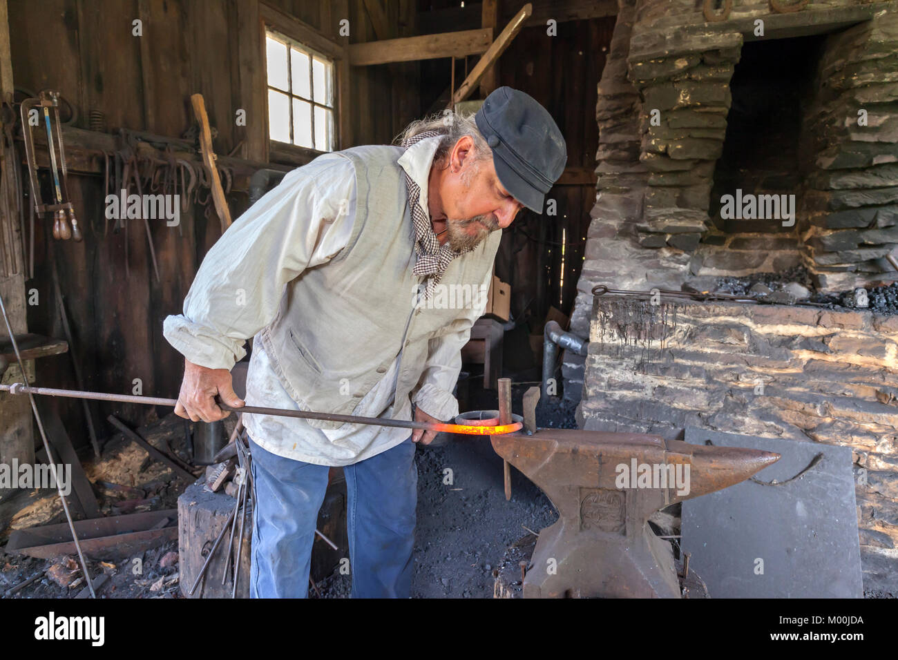 Hot Iron Forge High Resolution Stock Photography and Images - Alamy