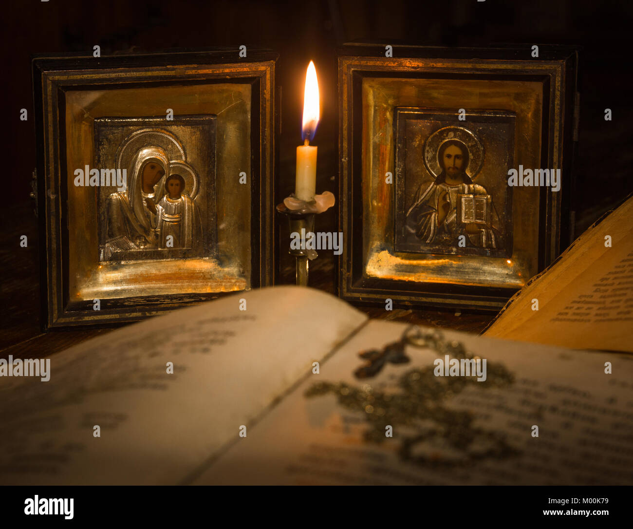 Jesus christ bible iconography hi-res stock photography and images - Alamy