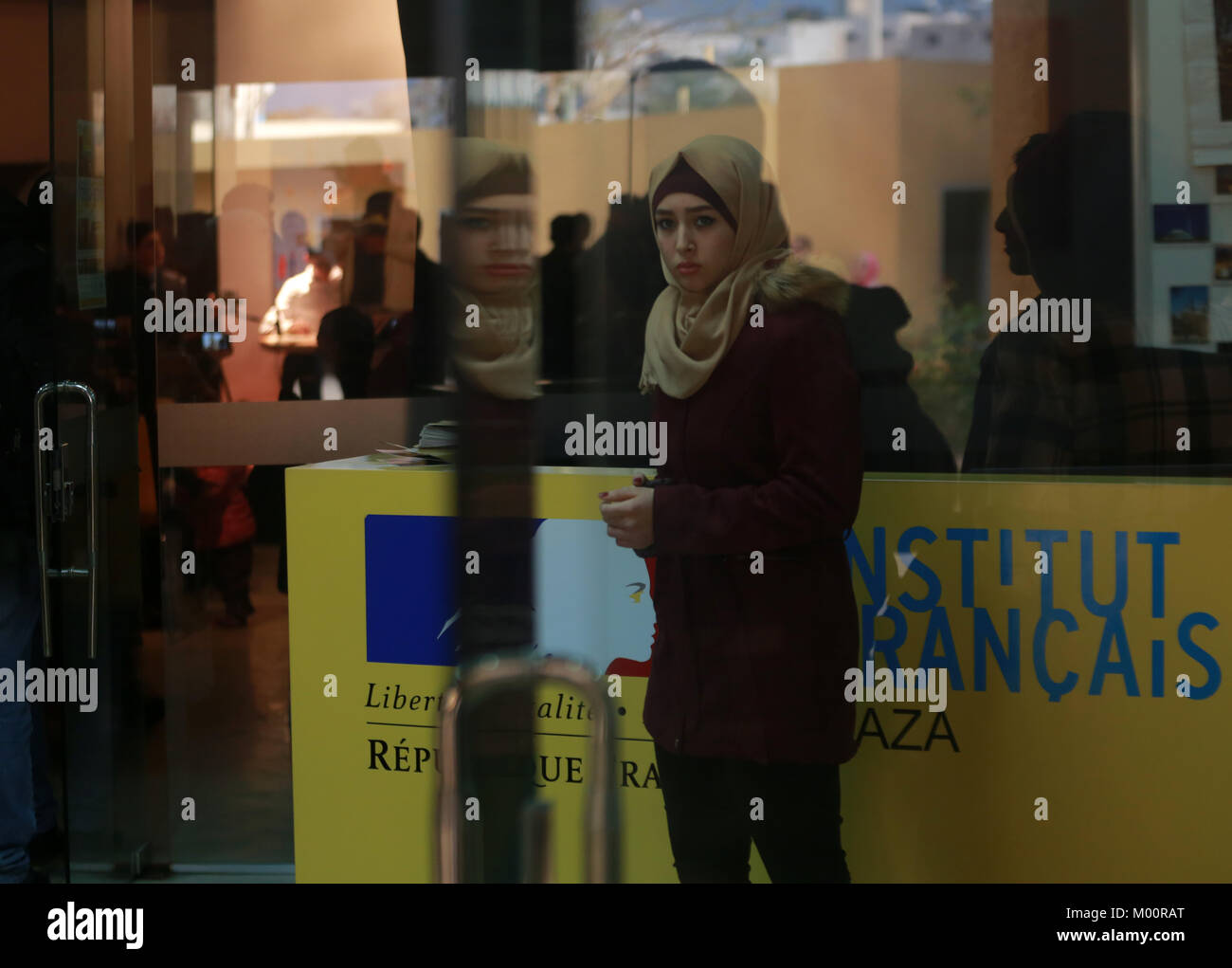 Gaza City, The Gaza Strip, Palestine. 17th Jan, 2018. Palestinians ...