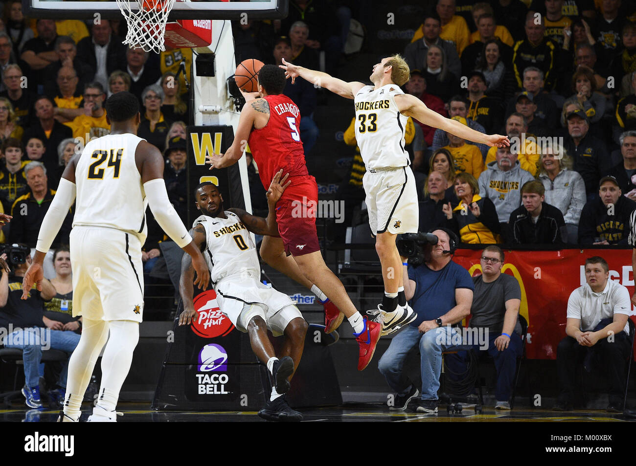 Wichita, Kansas, USA. 17th Jan, 2018. Wichita State Shockers forward ...