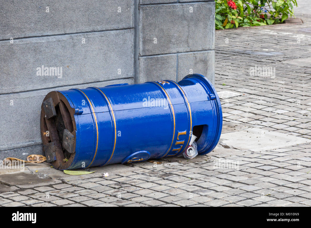 Port Louis, Mauritius. 18th Jan, 2018. A litter bin on its side during ...