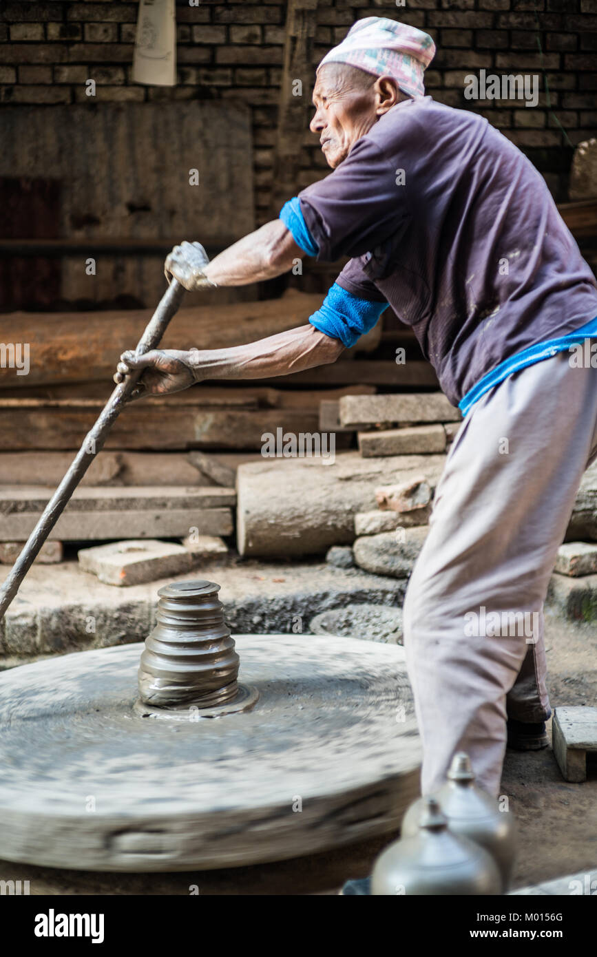Pottery market bhaktapur durbar hi-res stock photography and images - Alamy