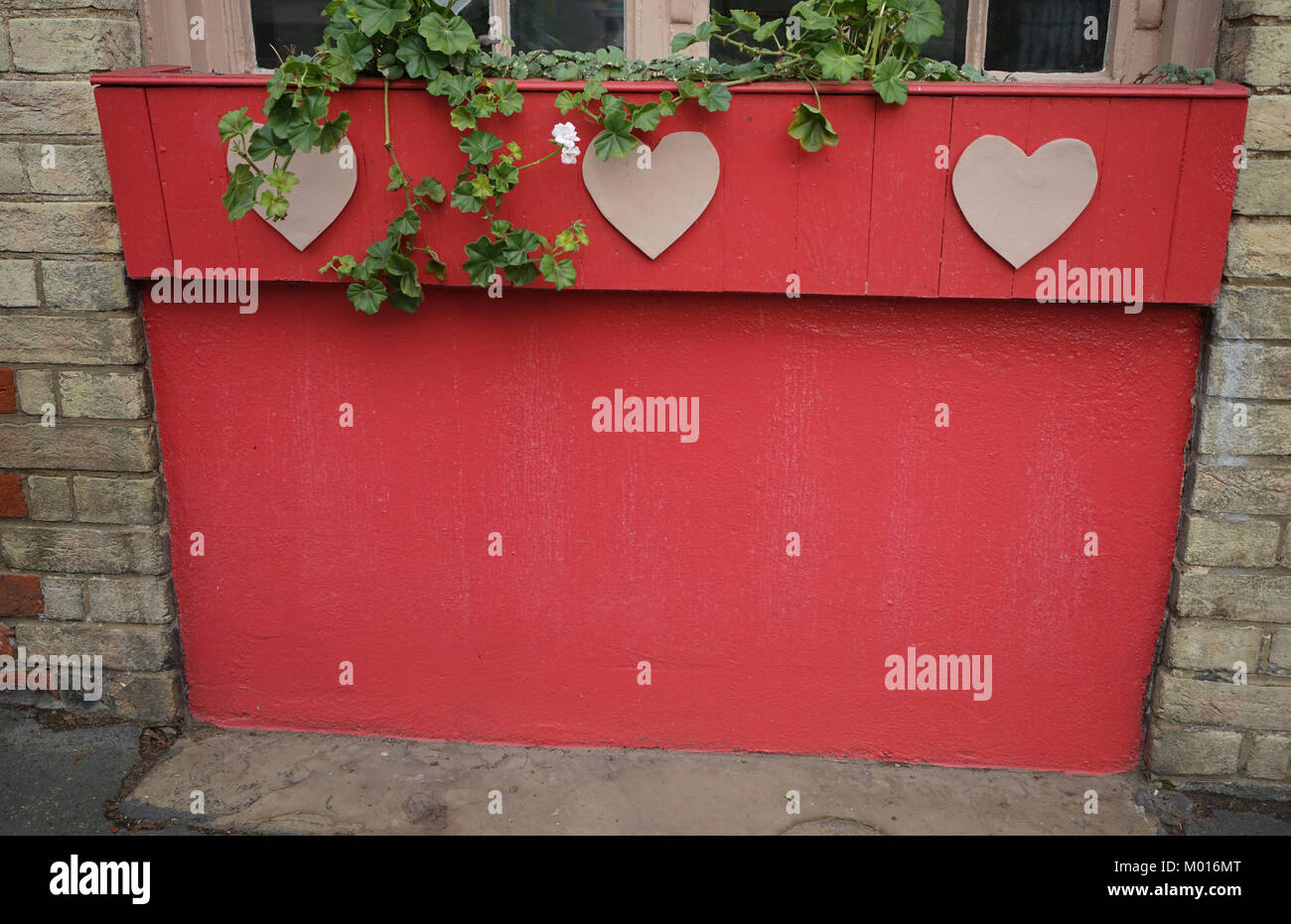 Painted window box windowbox hi-res stock photography and images - Alamy