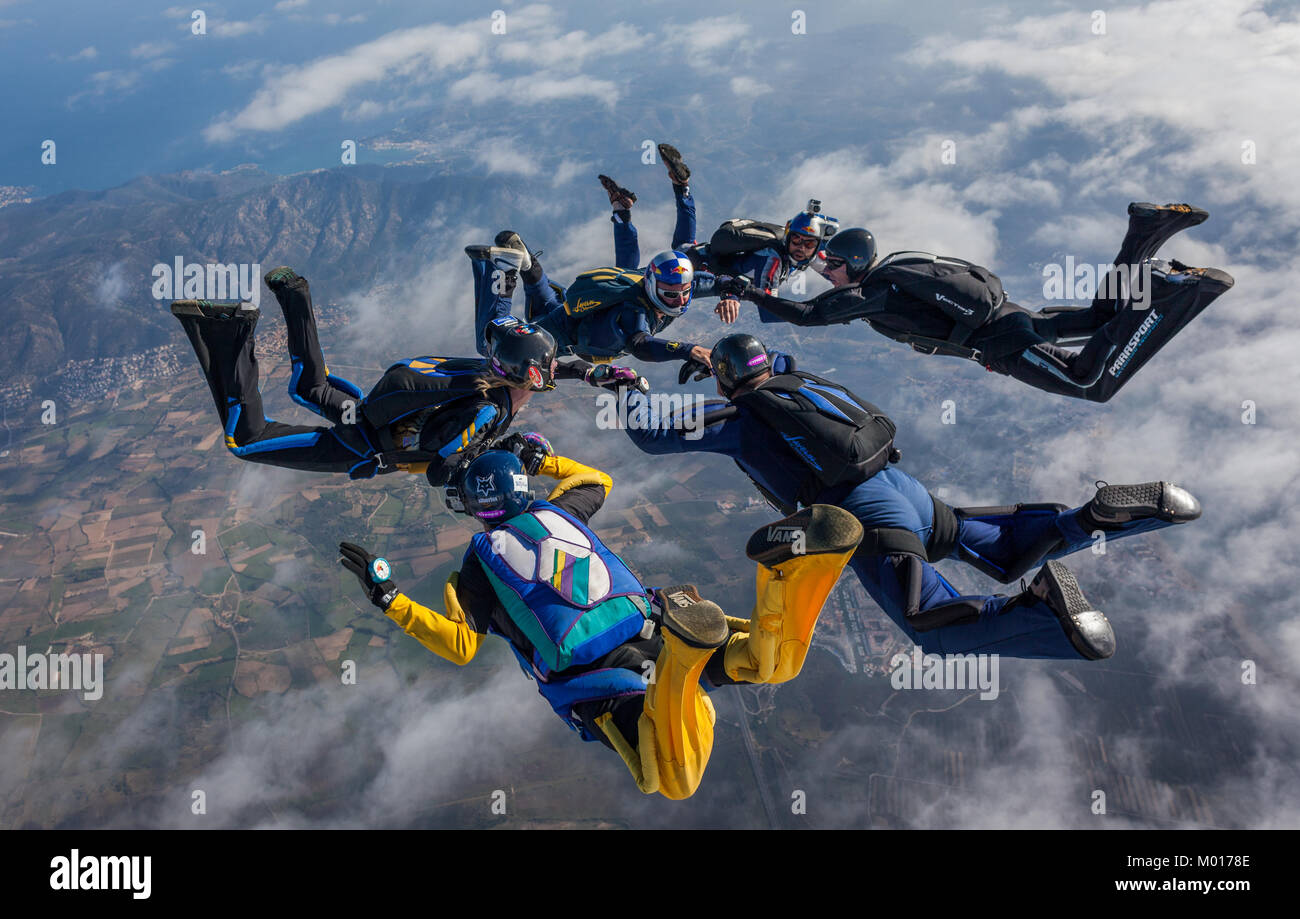 6-way Skydiving formation Stock Photo - Alamy