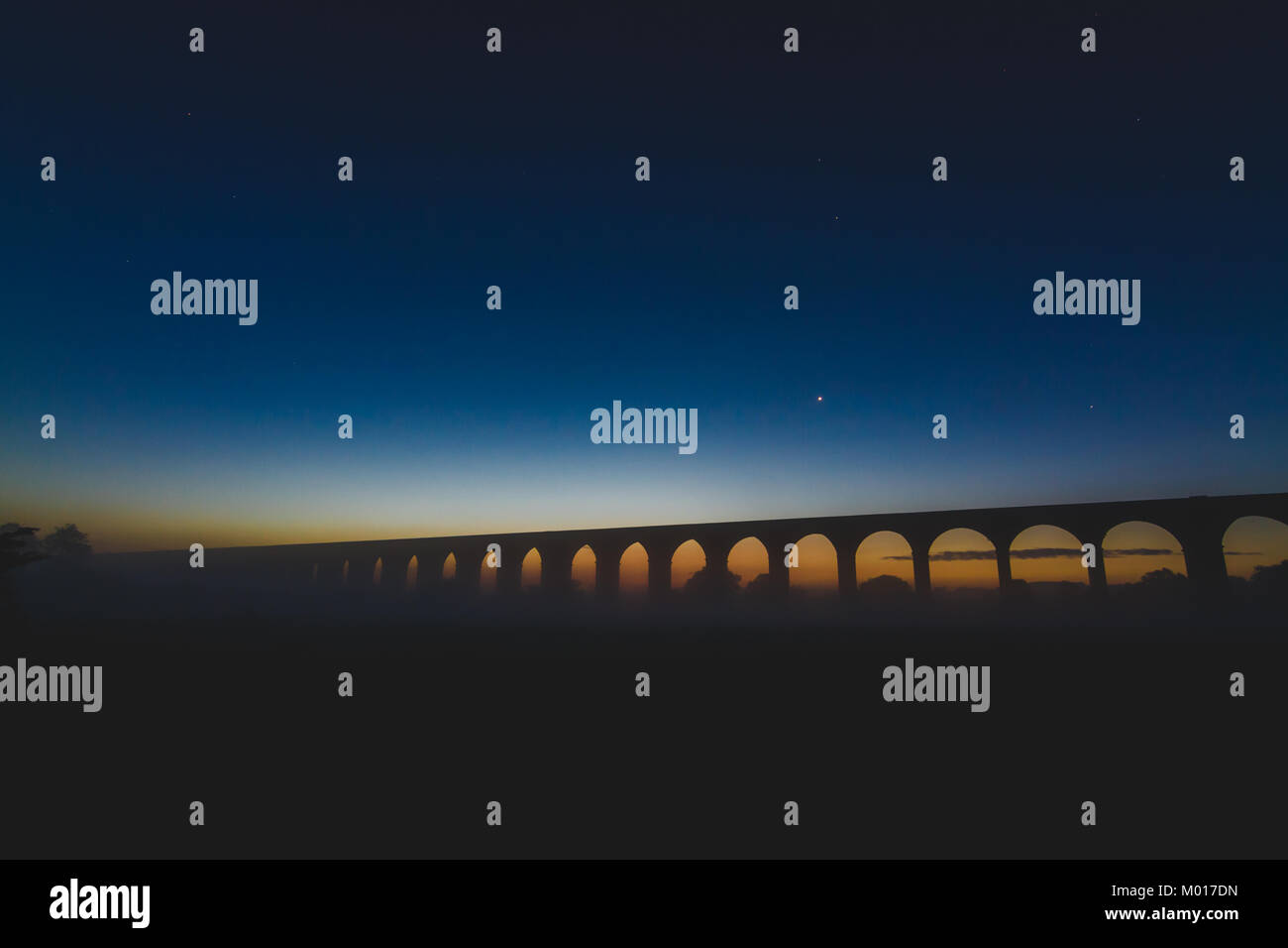 Harringworth viaduct hi-res stock photography and images - Alamy