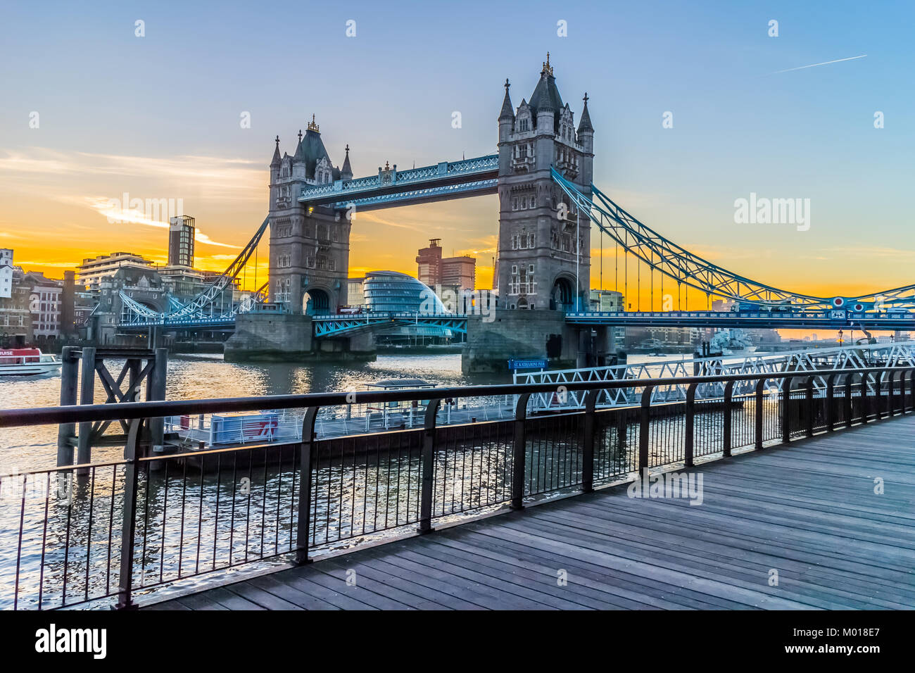 Bascule bridge design hi-res stock photography and images - Alamy