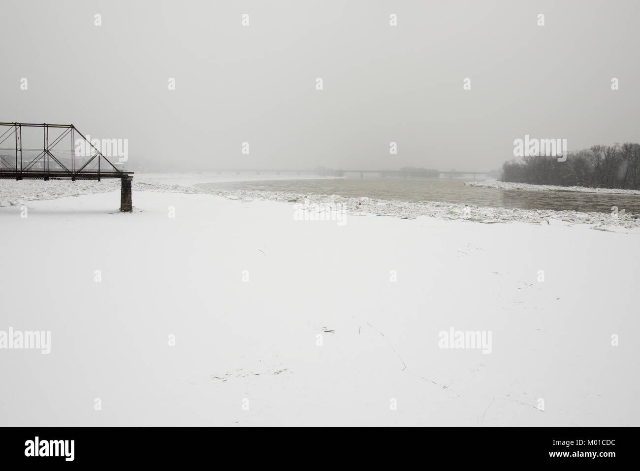 Harrisburg pennsylvania bridges susquehanna hi-res stock photography ...