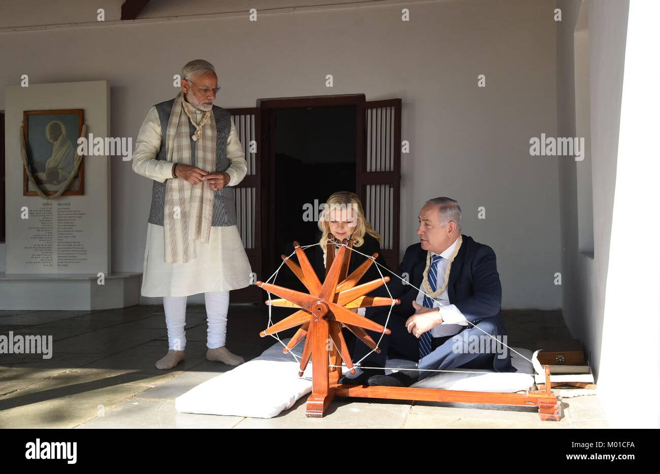 Prime minister benjamin netanyahu wife hi-res stock photography and ...