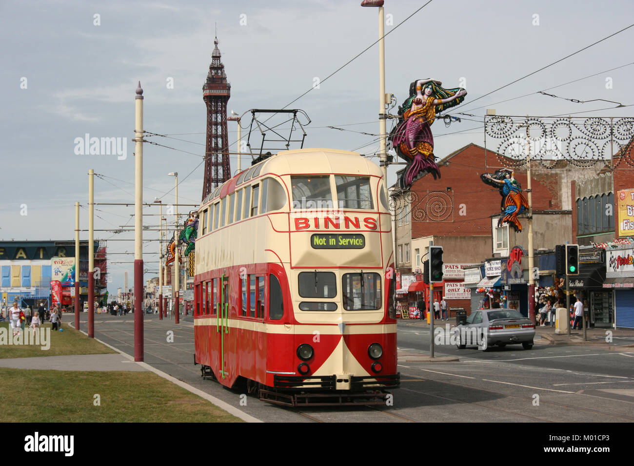 Blackpool number 703 in Sunderland number 101 - 1934 Balloon Car type ...