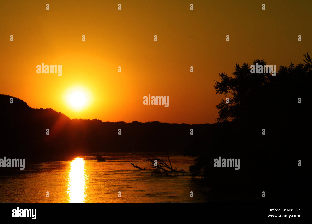 Cedar River near Rochester, Iowa at sunset Stock Photo - Alamy