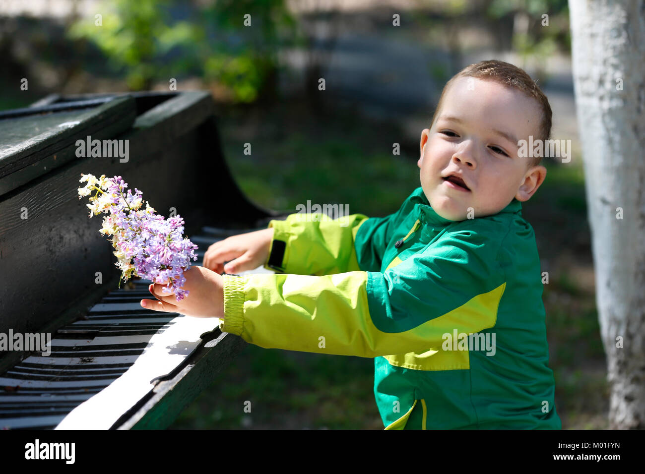 Piano Graduation High Resolution Stock Photography and Images - Alamy