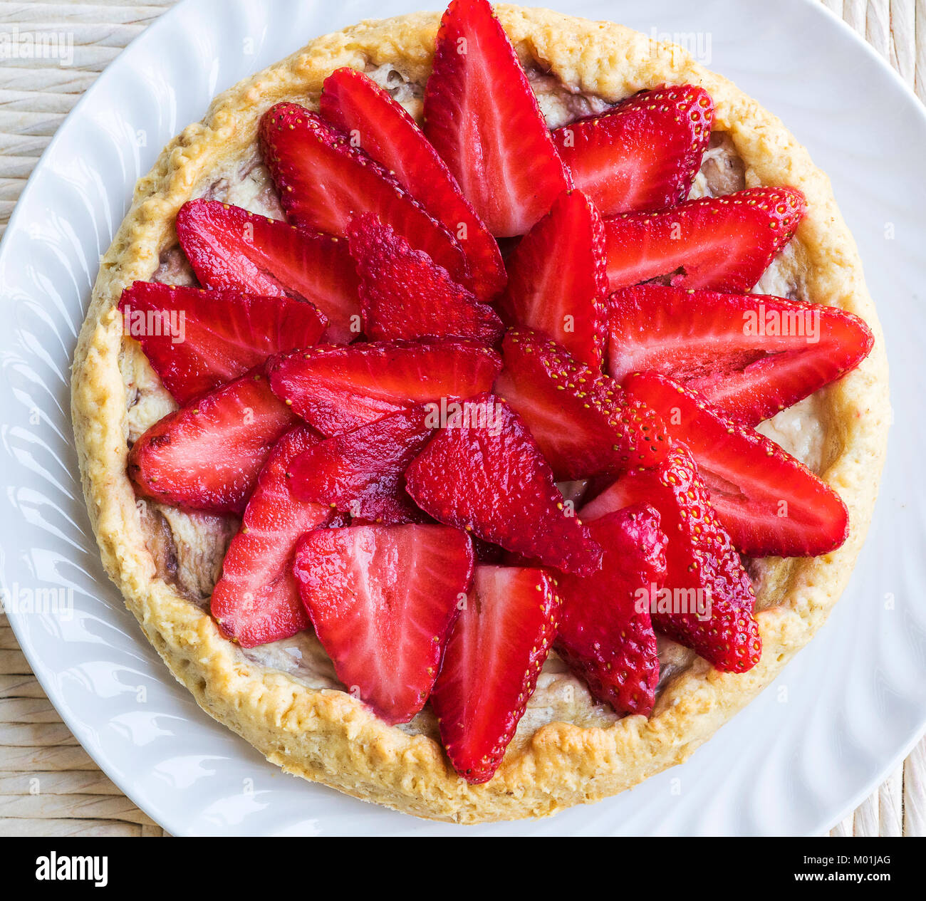Italy Strawberry cake Stock Photo - Alamy