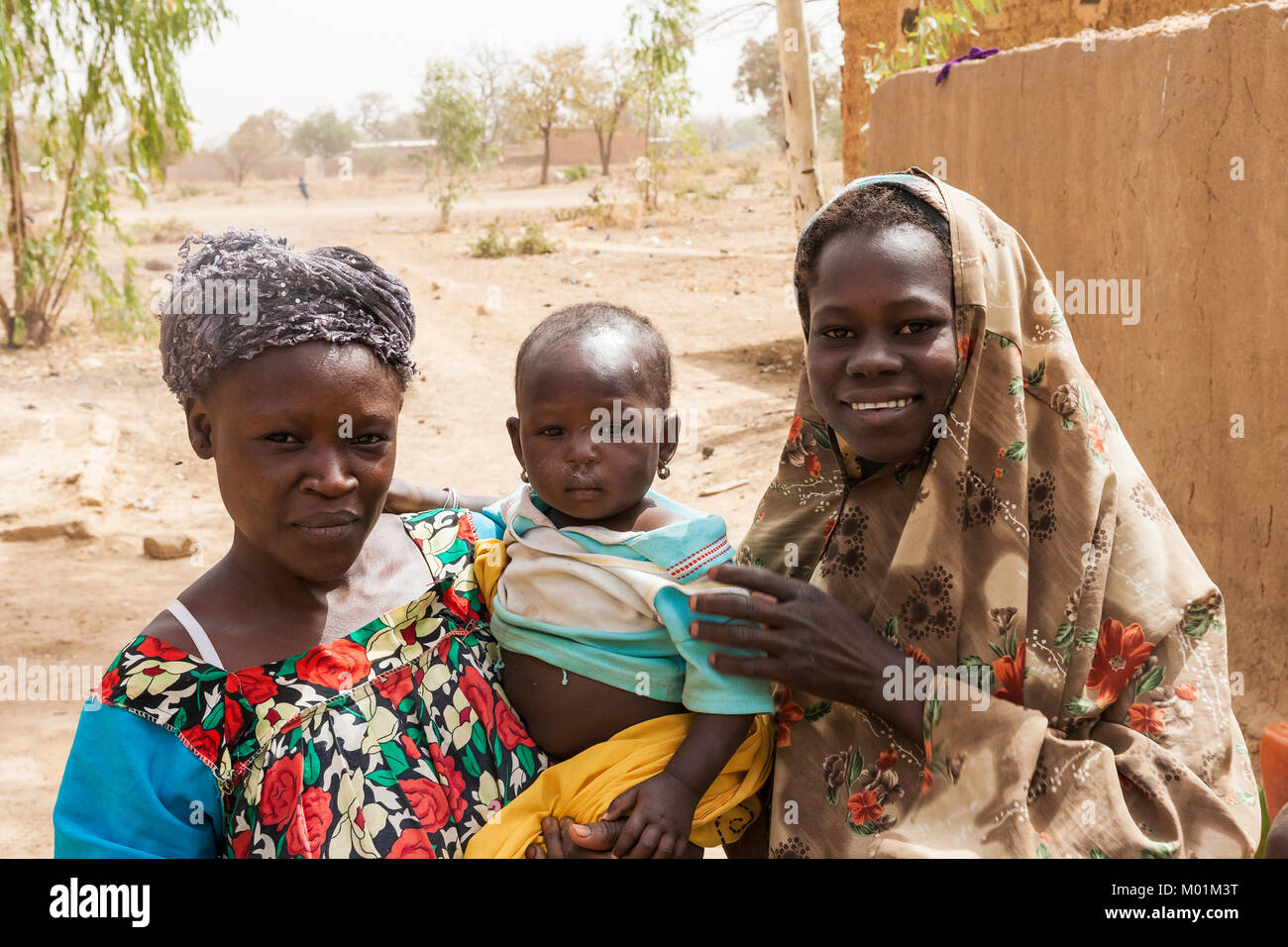 African mother hi-res stock photography and images - Alamy