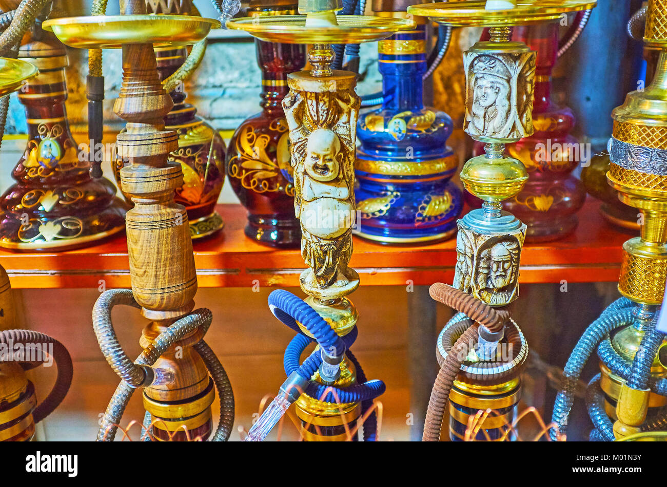 Hookah iran hi-res stock photography and images - Alamy