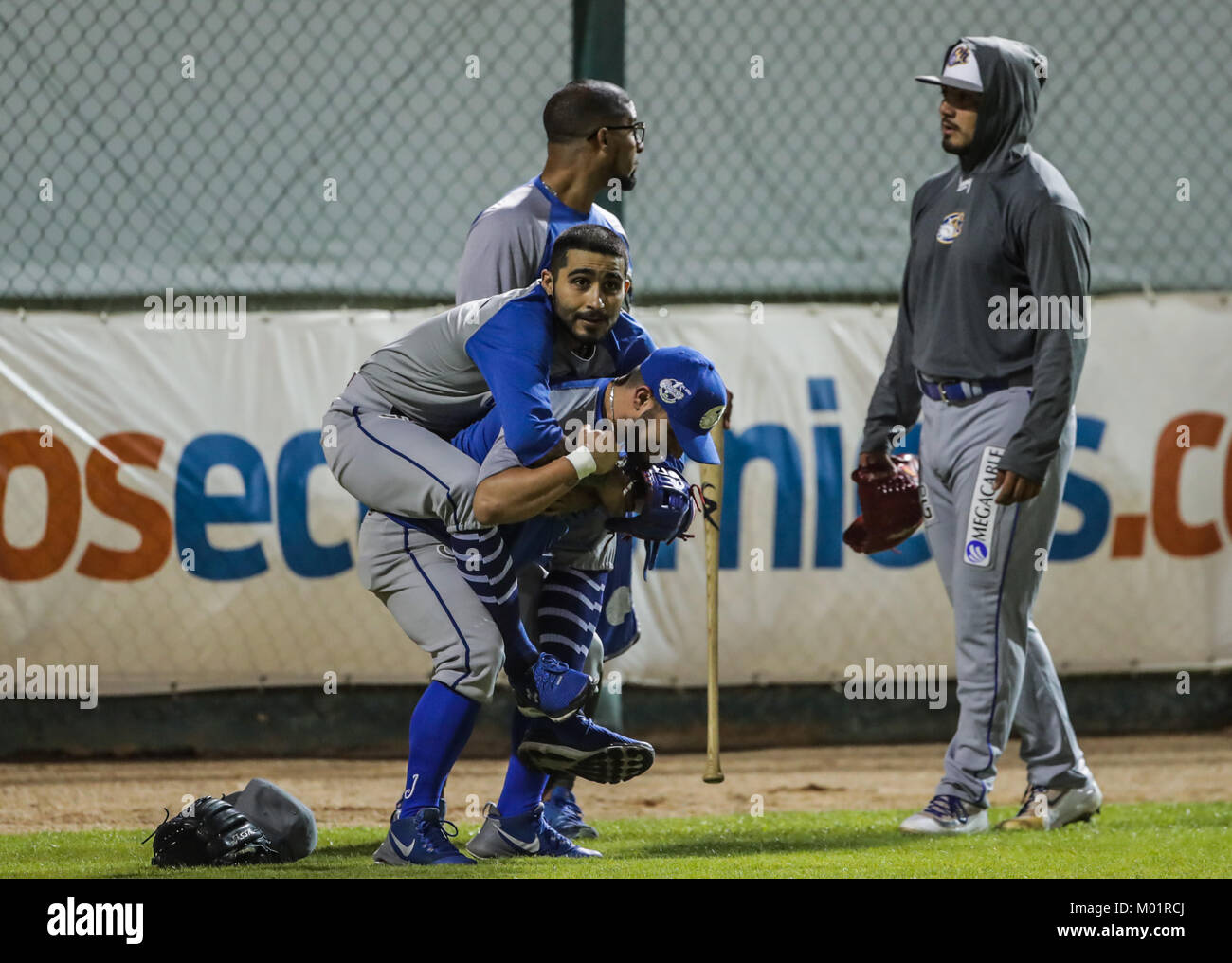 Sergio Romo pitcher de las Ligas Mayores del Beisbol y jugador de los ...