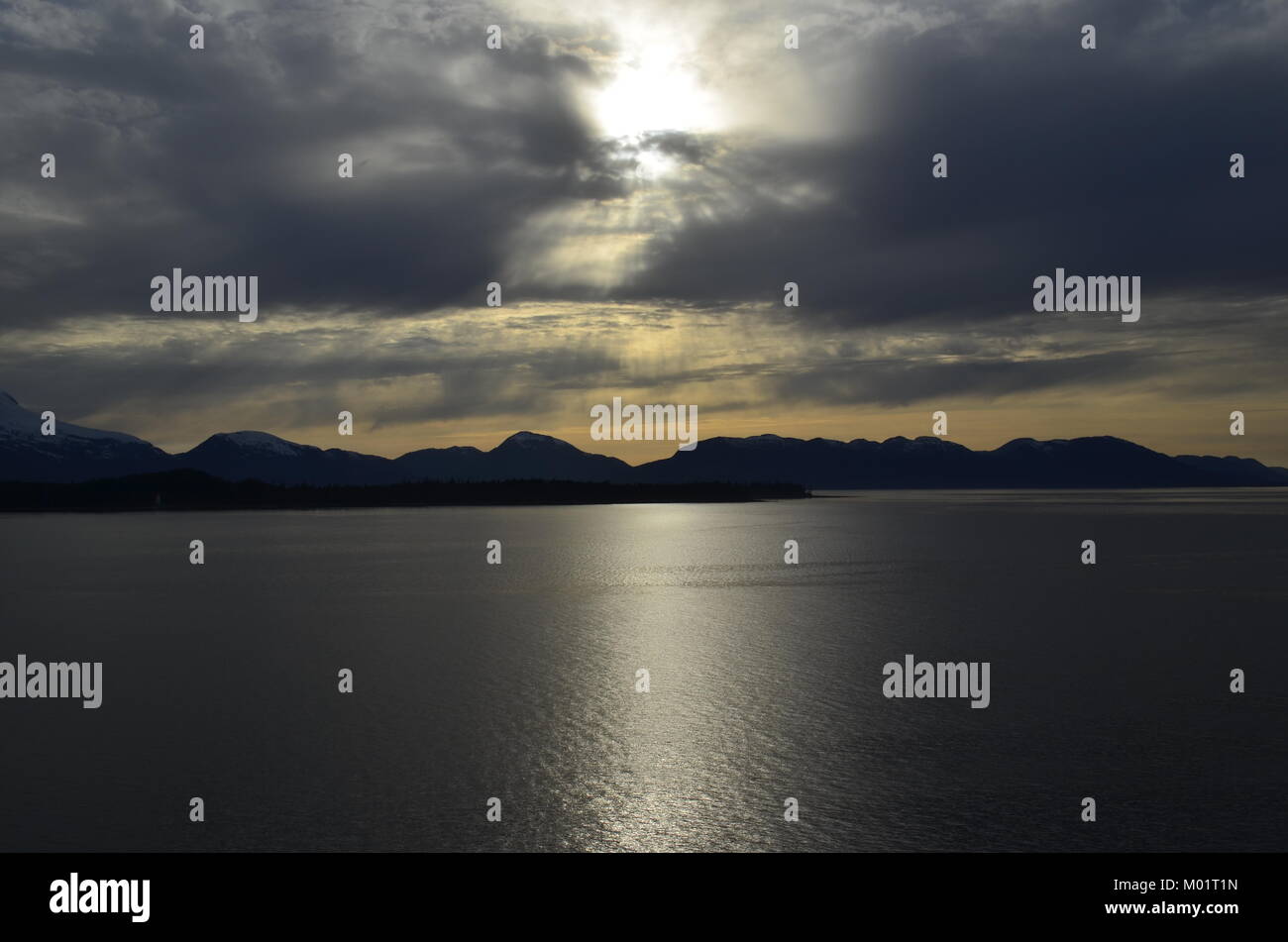 Alaska sun hi-res stock photography and images - Alamy