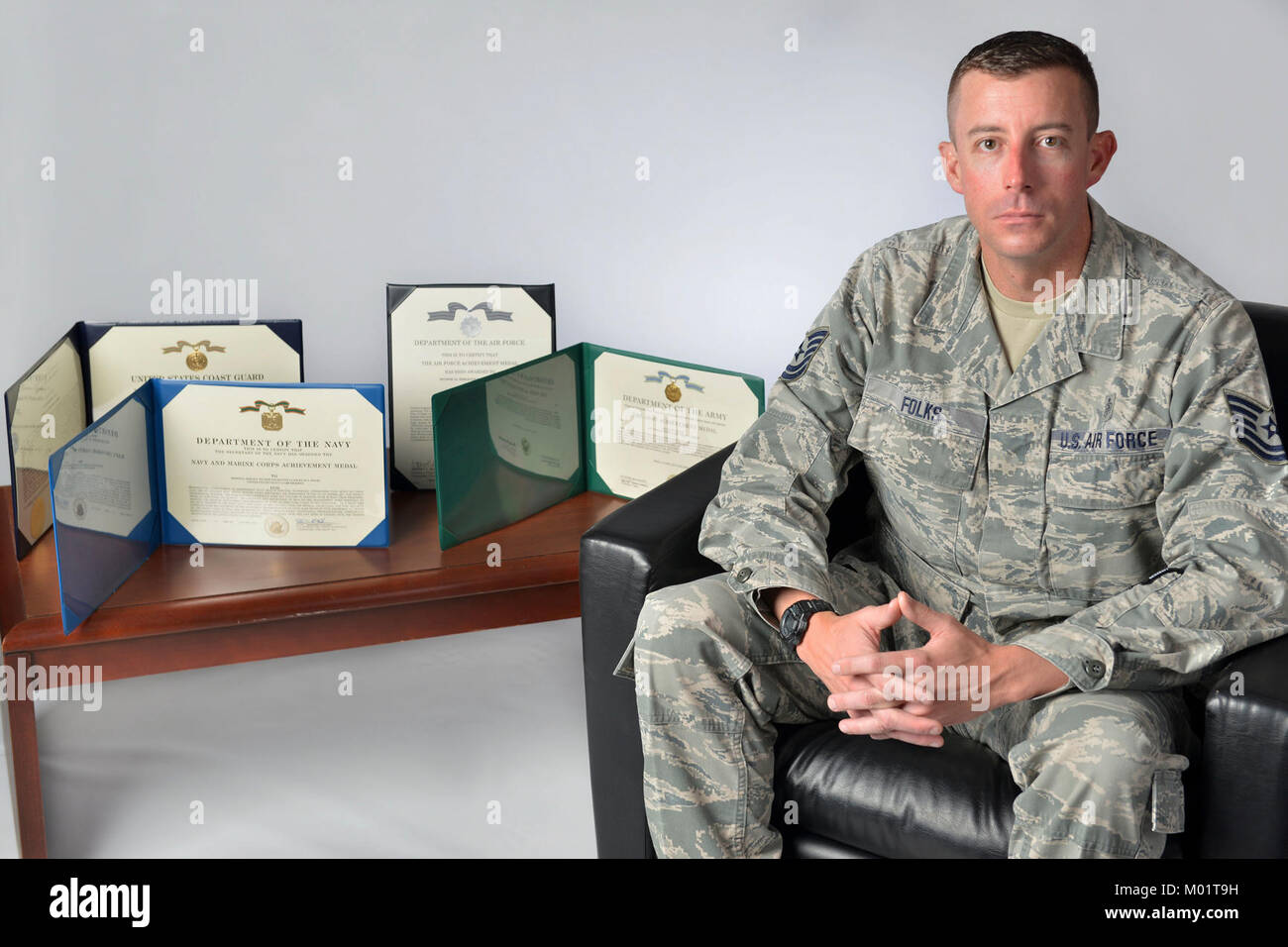 U.S. Air Force Tech. Sgt. Ryan Folks poses for a Stock Photo - Alamy