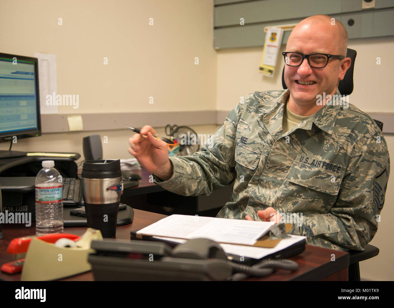 Master Sgt. Jason Nee getting ready for validations using the ...