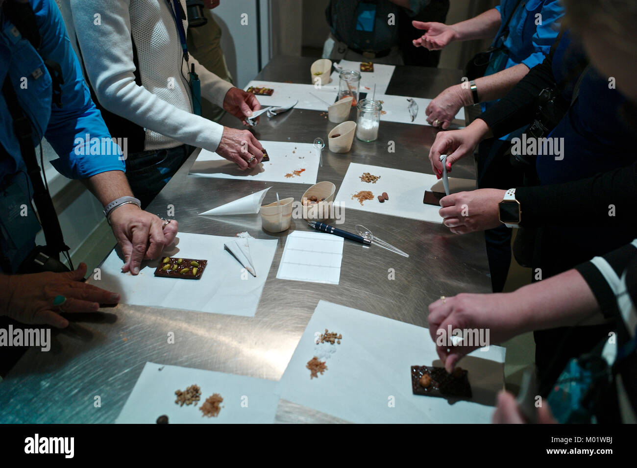 Cooking class on how to make your own chocolate Stock Photo - Alamy