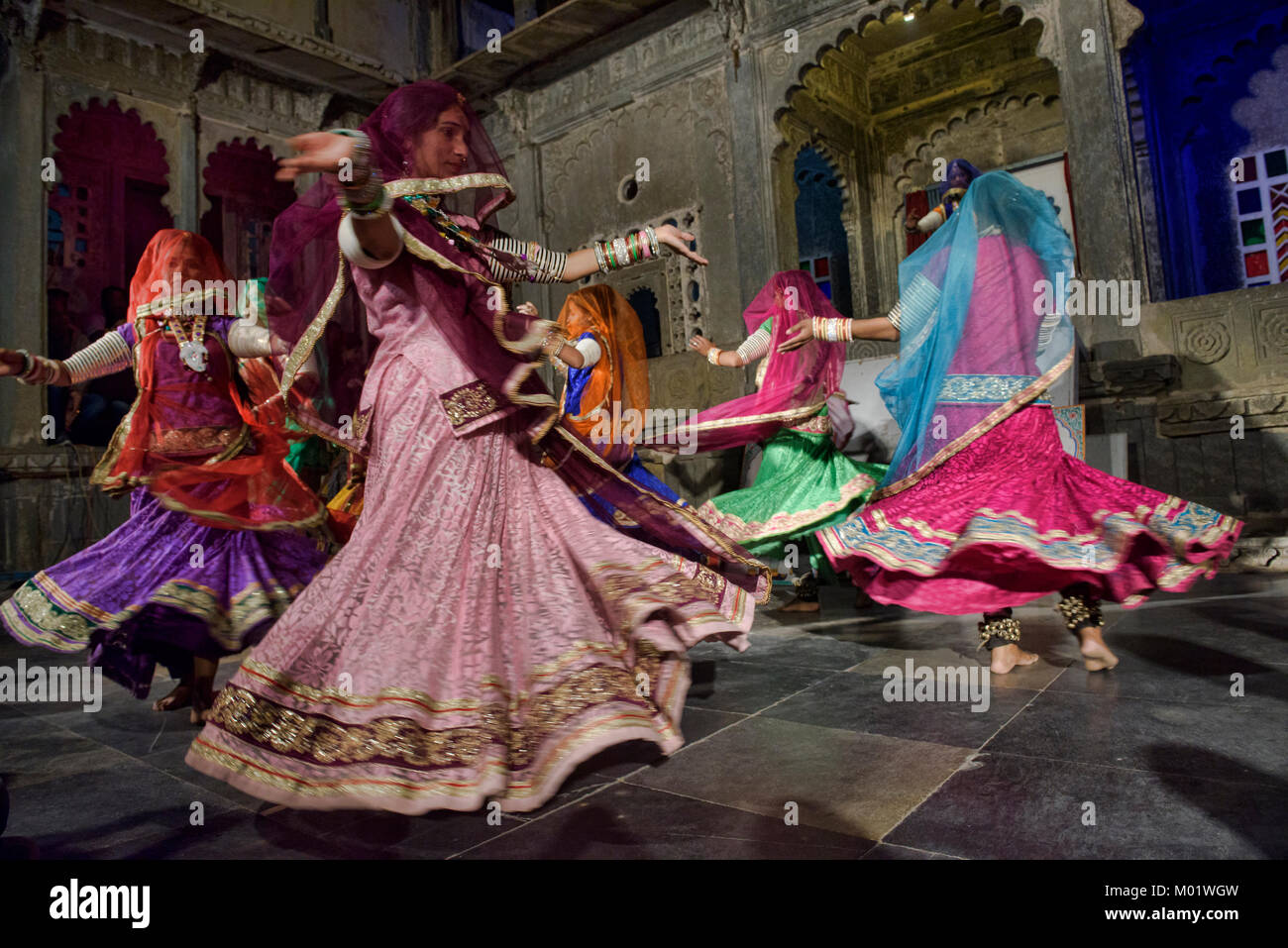 Ghoomar dance hi-res stock photography and images - Alamy