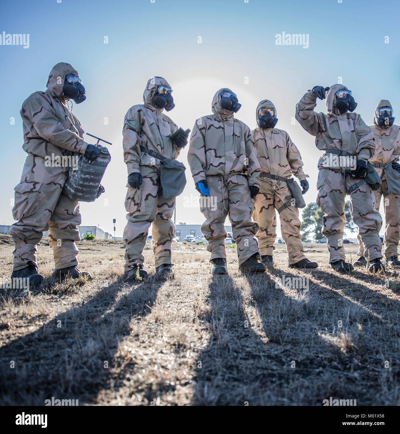 U.S. Marines with Headquarters Regiment, 1st Marine Logistics Group ...