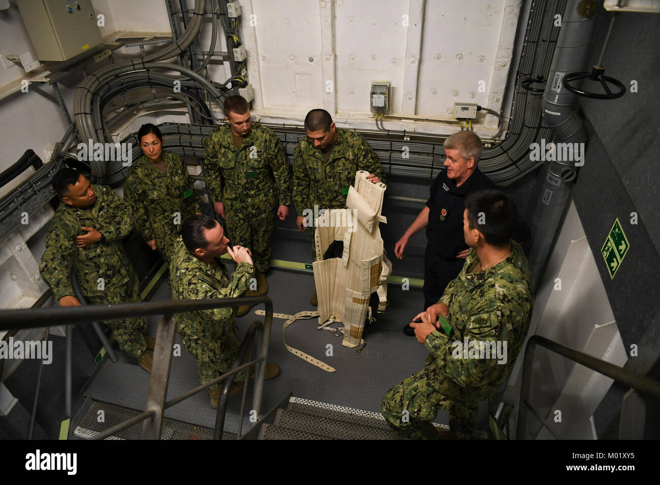 MANAMA, BAHRAIN (Jan. 15, 2018) Sailors from the U.S. Navy and U.K ...
