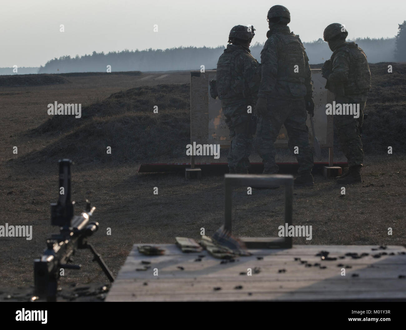 U.S. Soldiers assigned to the Forward Support Troop, 3rd Squadron, 2nd ...