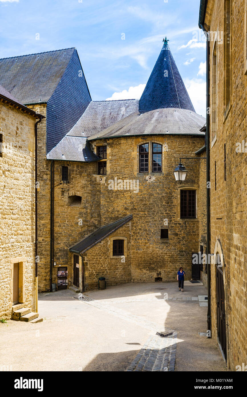 SEDAN, FRANCE - JUNE 30, 2010: visitor in court of the castle Chateau ...