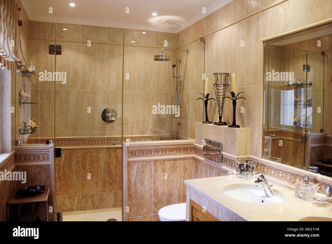 High quality luxury bathroom Stock Photo - Alamy