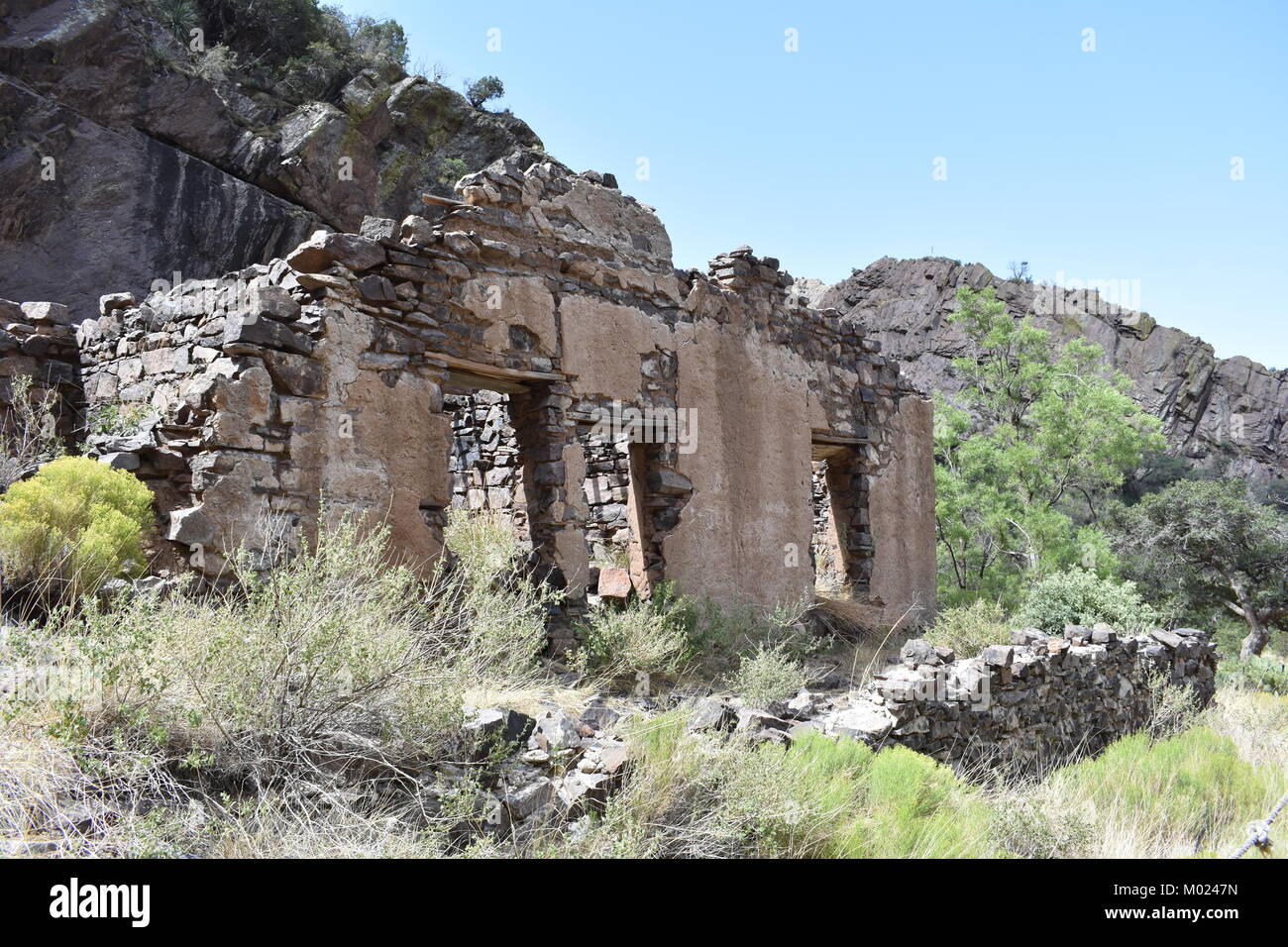 hiking trail ruins Stock Photo - Alamy